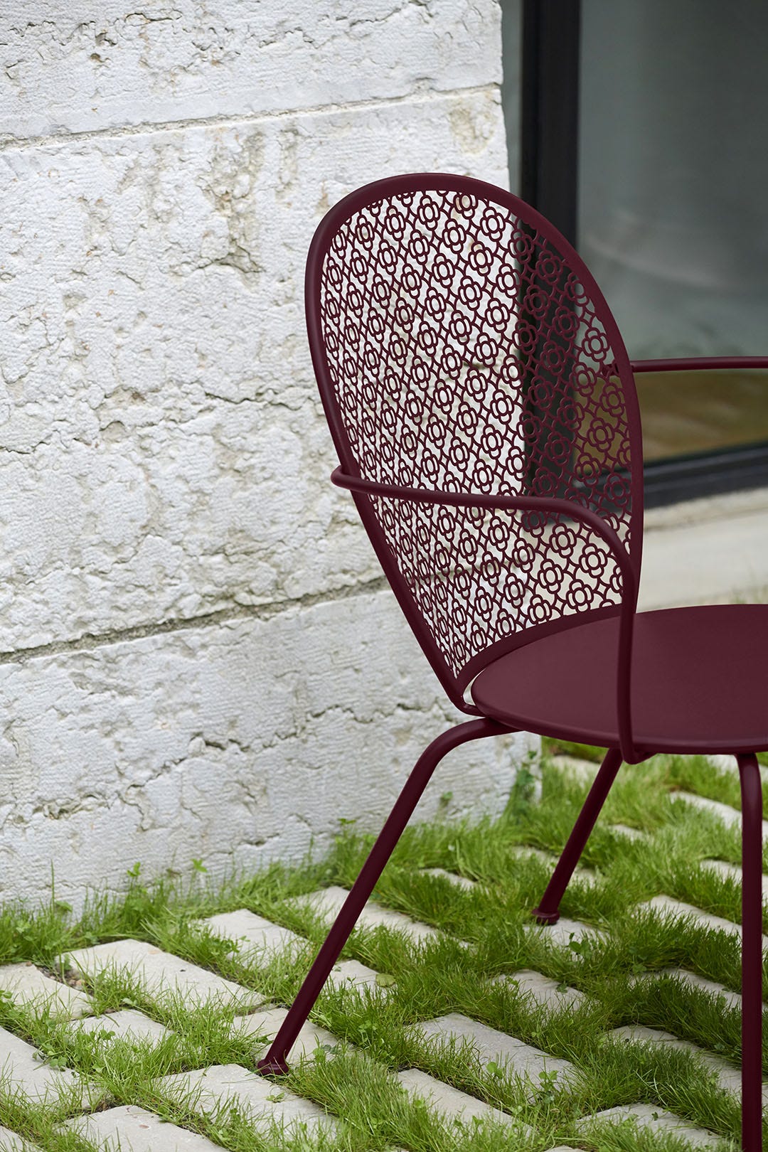 LOW ARMCHAIR Fermob